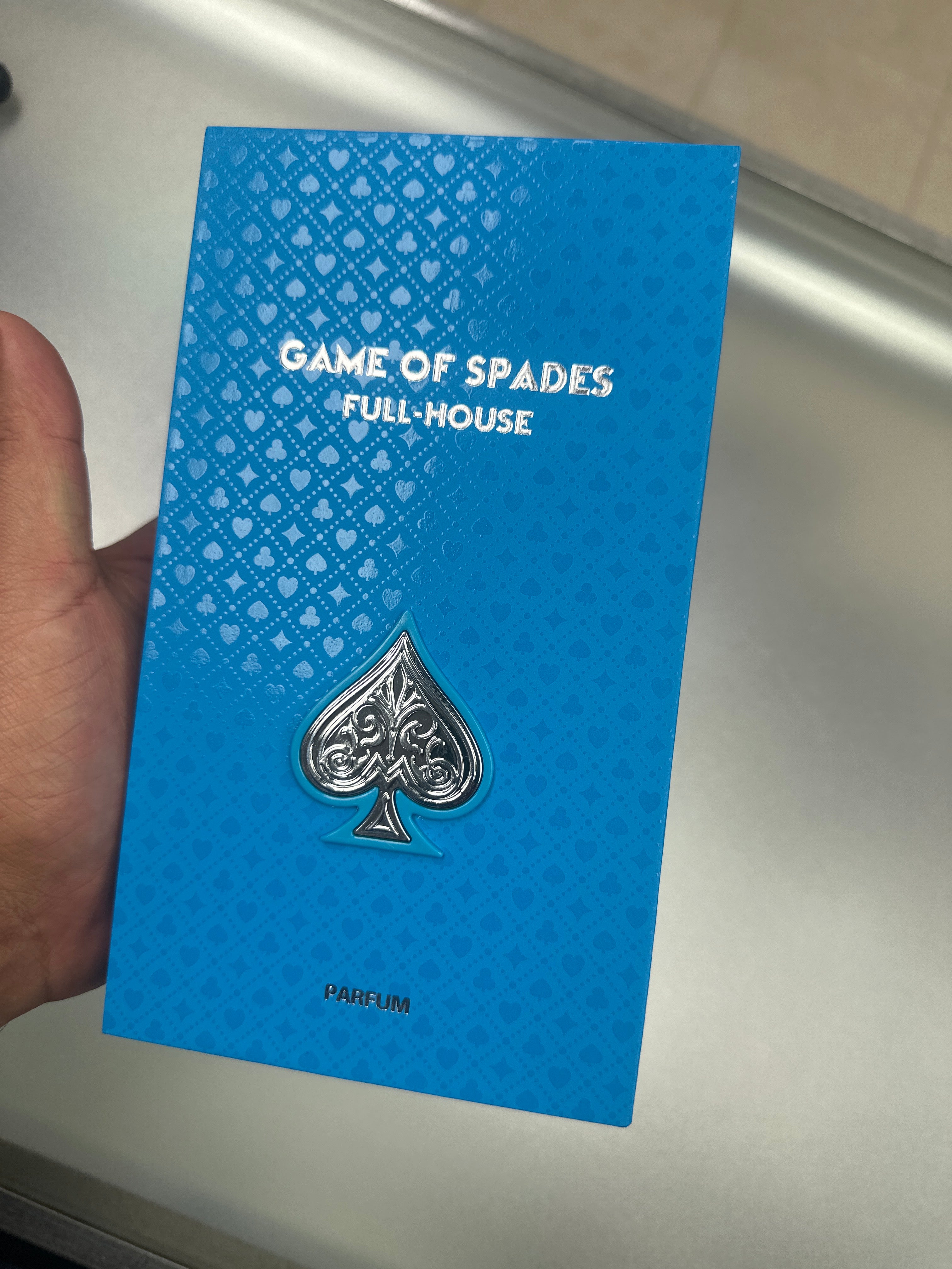 Game OF SPADES FULL HOUSE – Aroma y Detalles PR